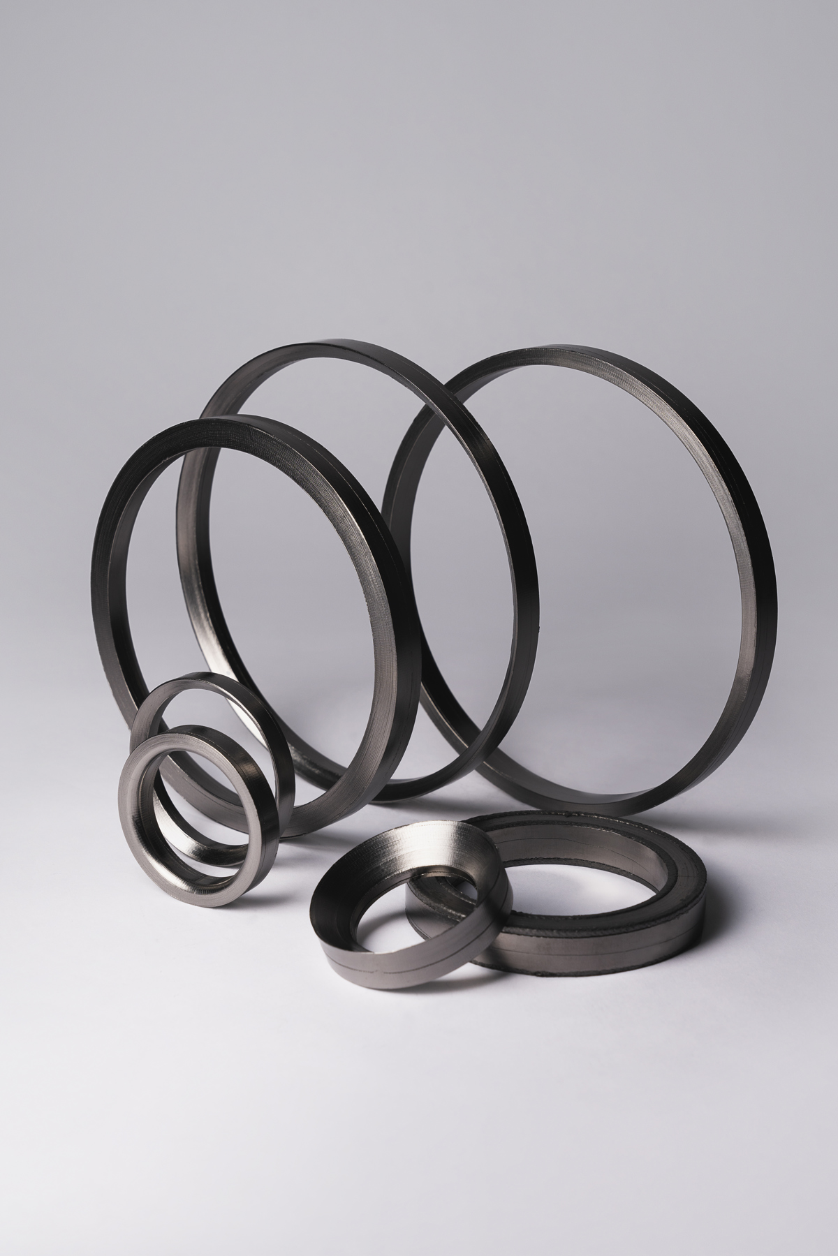 Graphite rings